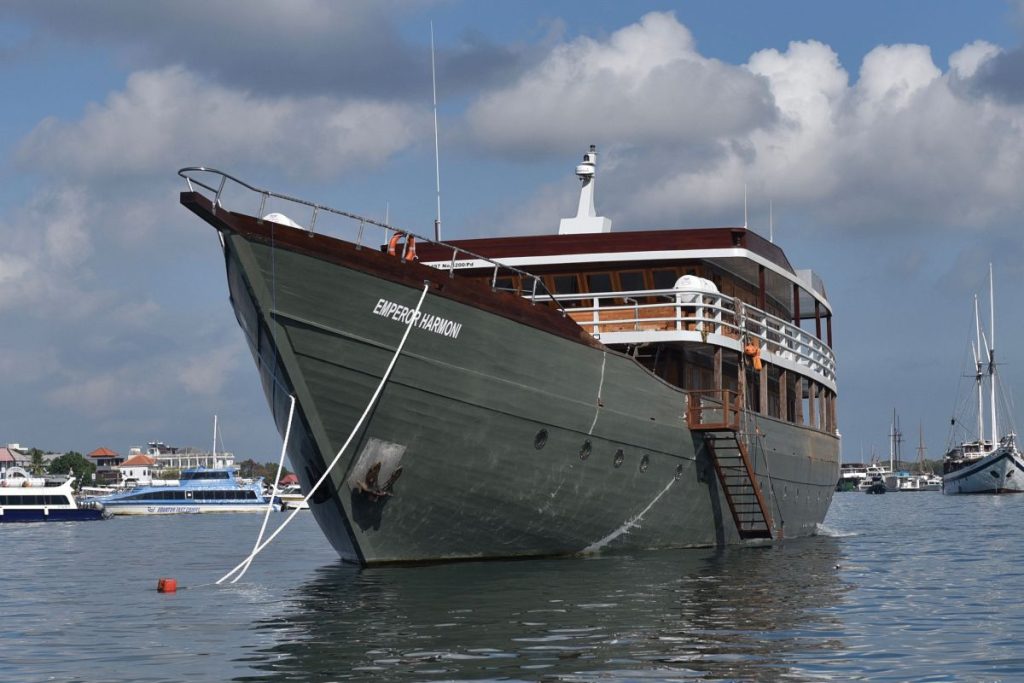 Liveaboard Emperor Harmoni in Indonesia launches for the first time