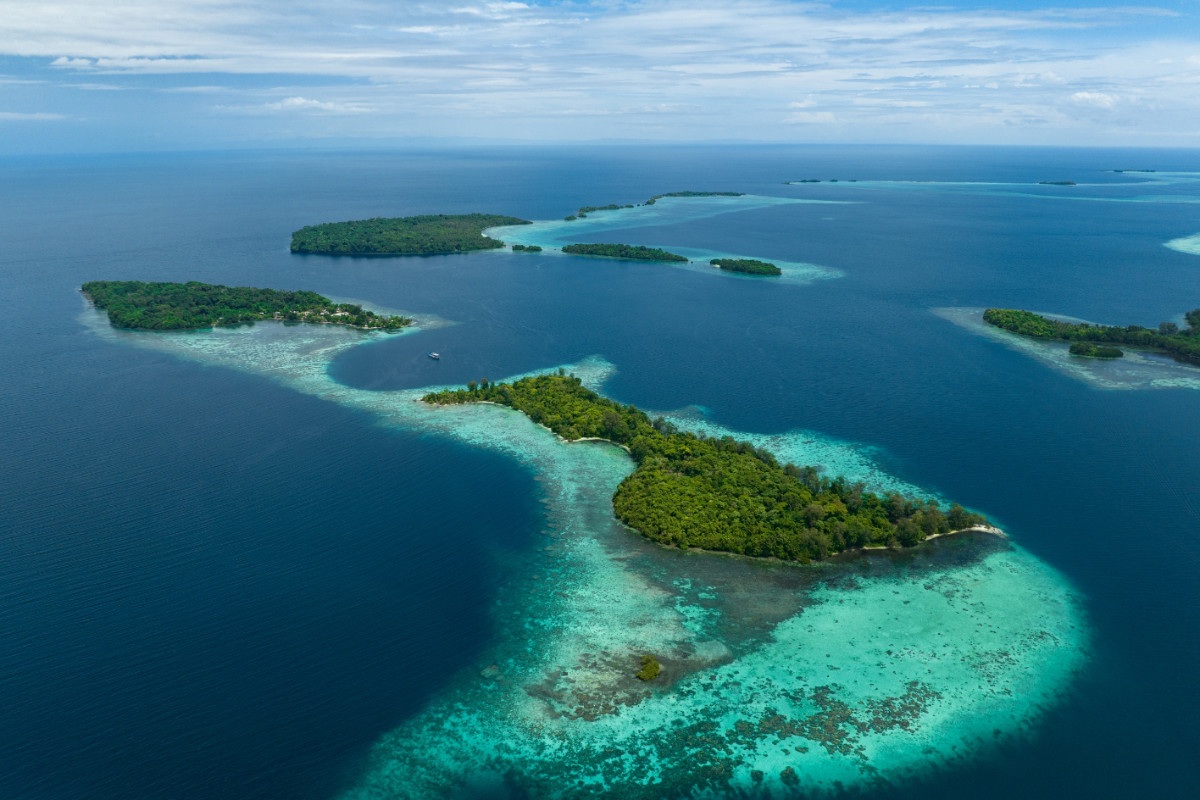 Where are the Solomon Islands? - Emperor Divers